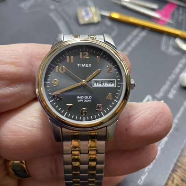 NWOT Timex Indiglo Watch Two-Tone Expansion Band T26481 35mm ...