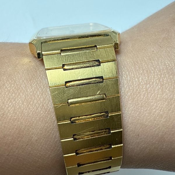 Vintage Seiko Quartz Gold-Tone Rectangular Watch W Metal Band | WatchCharts Marketplace