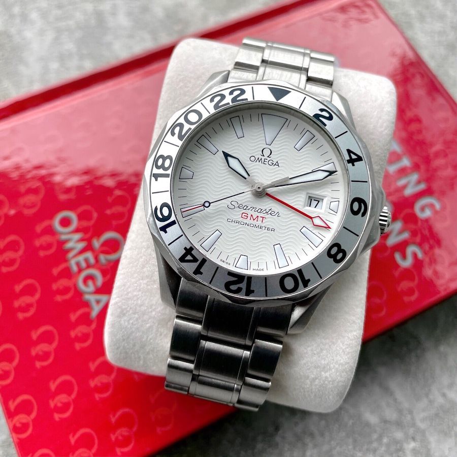 Omega Seamaster 300 M GMT Great White - 25382000 - Box and Papers ...