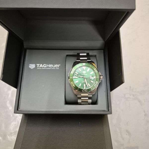 Tag Heuer Aquaracer Hulk | WatchCharts Marketplace