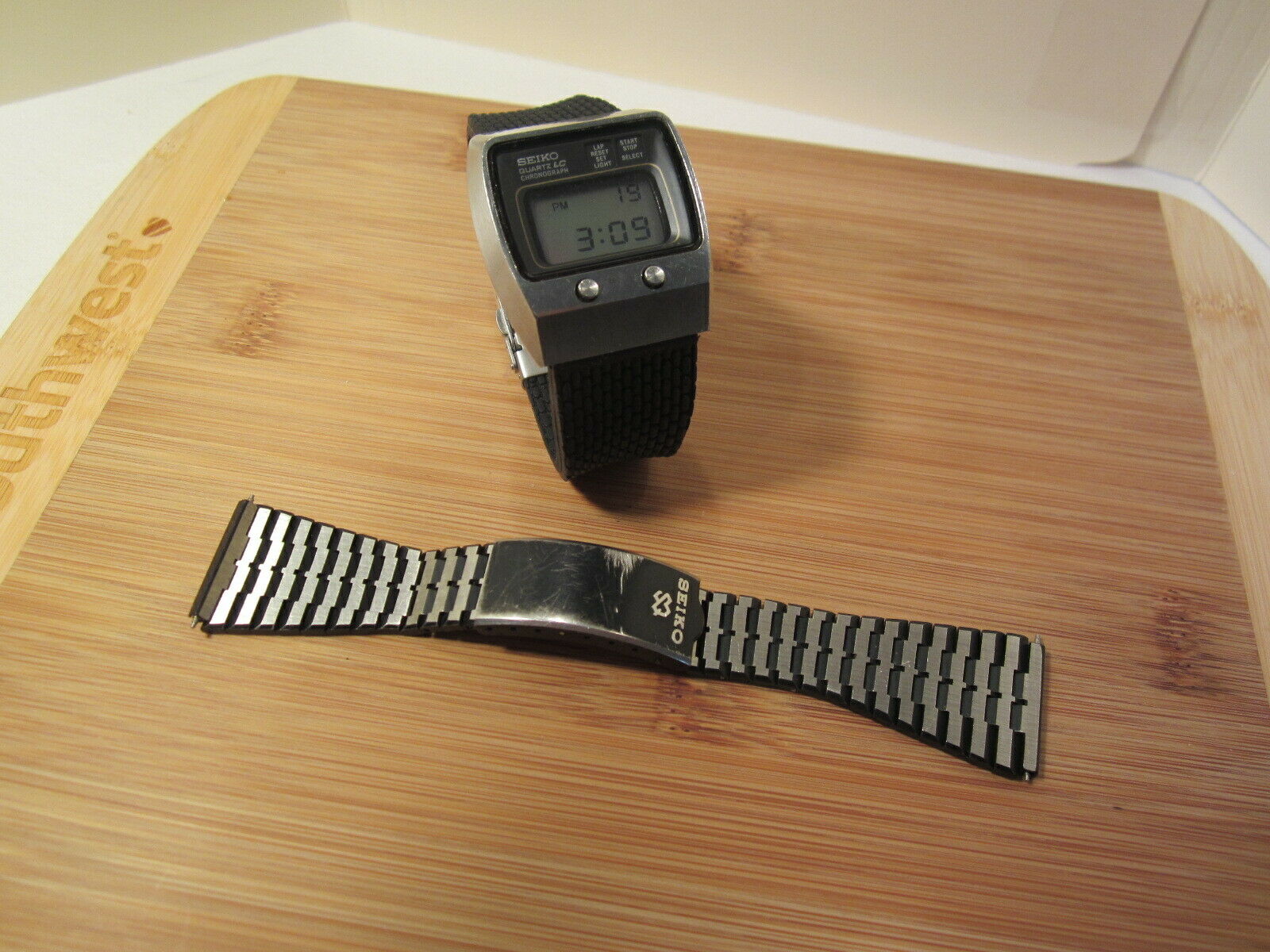 Seiko 0634-5019 Vintage 1976 LCD Digital Chrono - Nice Condition ...