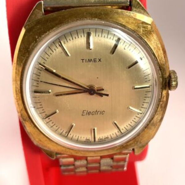 Vintage TIMEX Electric Watch - Needs New Battery | WatchCharts Marketplace