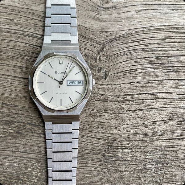 (Guarantee booklet/Box set/Hang tag) Vintage BULOVA steel DAY DATE aka ...