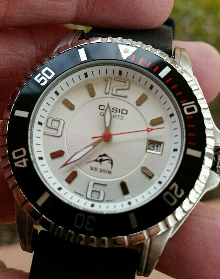 Casio Duro Diver MDV101-7A RARE WHITE FACE MODEL | WatchCharts Marketplace