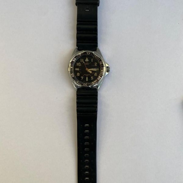 Vintage 1988 Casio MD-502 Quartz Diver Japan Day/Date 39mm Watch ...