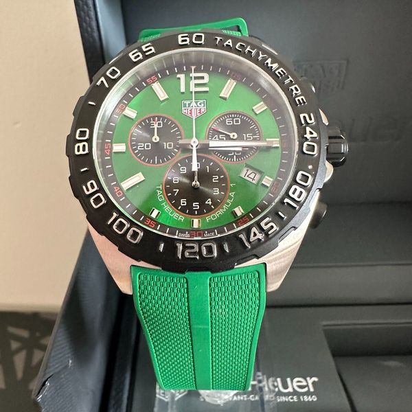 New Tag Heuer Formula 1 Quartz Chronograph Green Men's Watch CAZ101AP ...