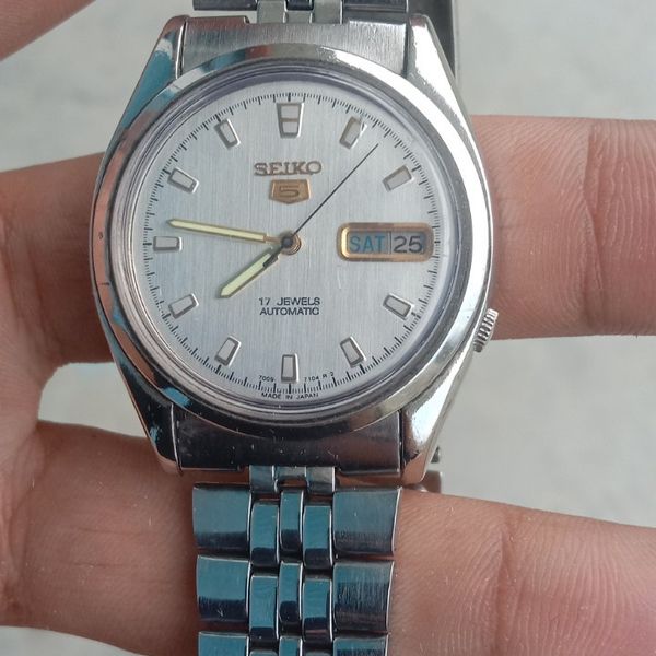 Vintage Seiko 5 Automatic 17 Jewels Stainless Steel Day/Dat Watch From Japan | WatchCharts ...