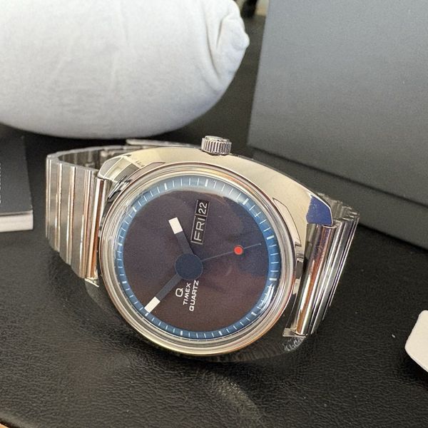 Q Timex 1975 Enigma Reissue 37mm Stainless Steel Bracelet Watch, Blue ...