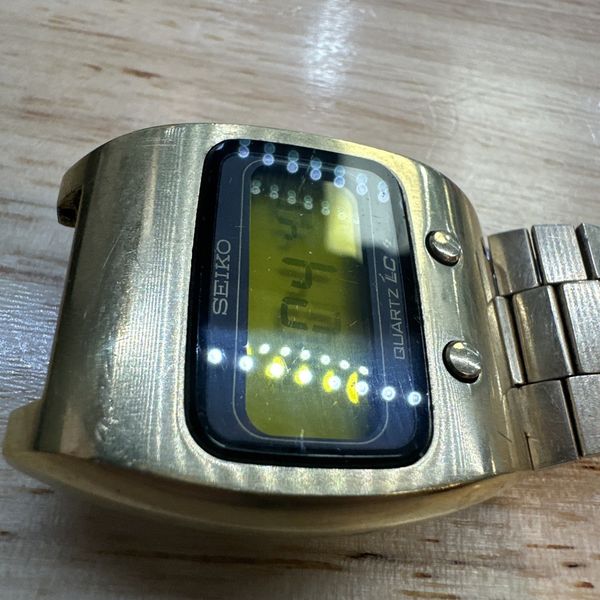 Seiko 0624-5009 Lemon Face Quartz LC Digital Watch | WatchCharts ...