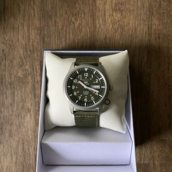 Seiko 5 Men's SNZG09K1 Sport Automatic Khaki Green Canvas Watch ...