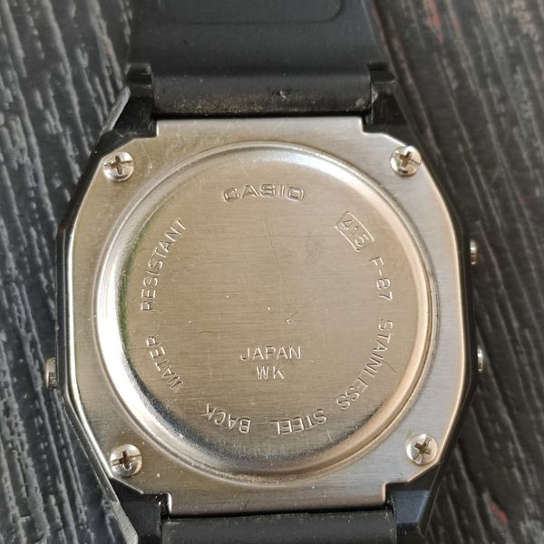 Casio Vintage F-87W Digitale Raro | WatchCharts Marketplace