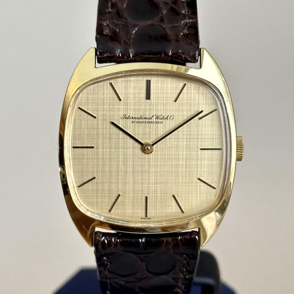 [WTS] Vintage IWC Ref. 2581 Gold Plated Champagne Linen Dial - ~ 1975 ...