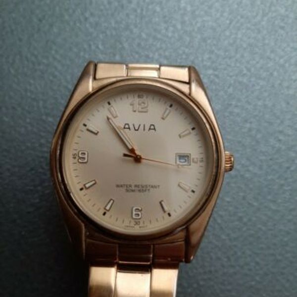 VINTAGE MENS AVIA WATCH. 100152. WATER RESISTANT 50M. DATE LUMINOUS ...