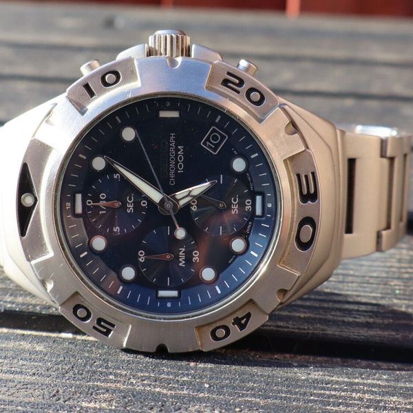 Seiko V657- OB70 Quartz divers watch 100m | WatchCharts Marketplace