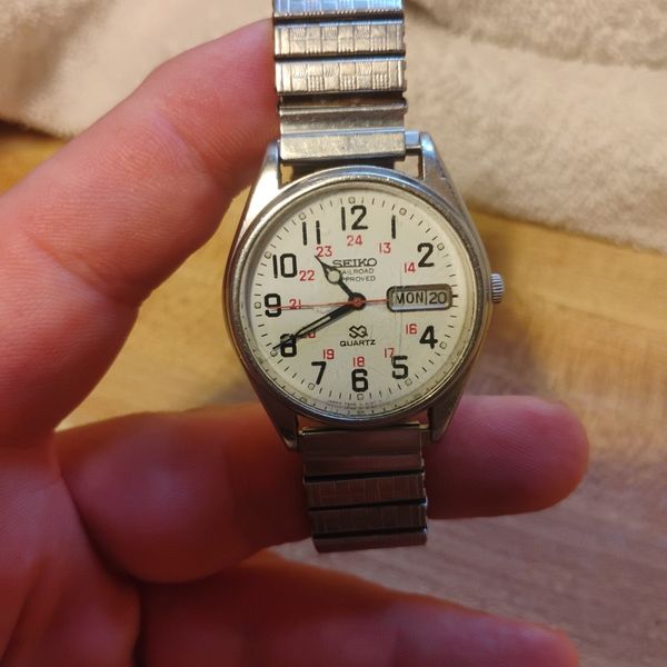 Vintage Seiko Railroad Approved SQ Quartz Watch 7546-8069 Day/Date White | WatchCharts Marketplace