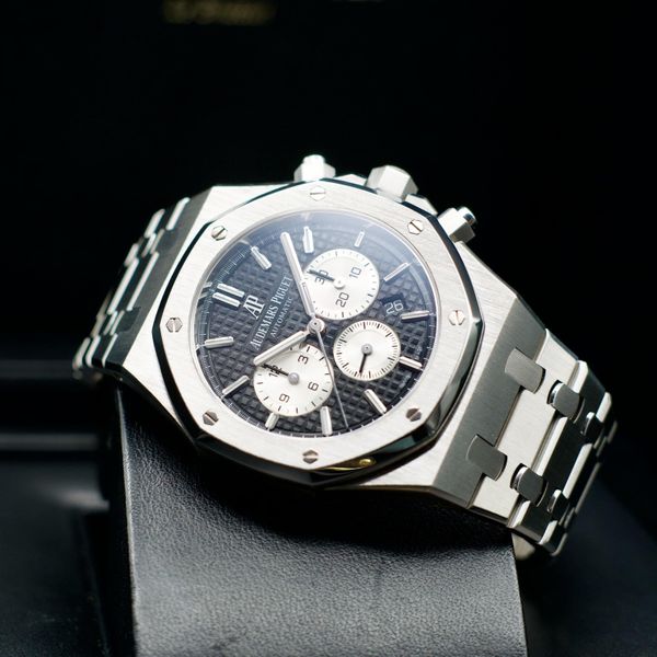 [WTS] AP Royal Oak Chronograph Black Dial 26331ST | WatchCharts Marketplace
