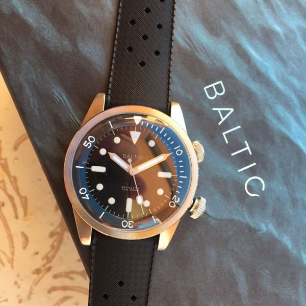 Baltic Aquascaphe Dual Crown 39mm Blue | WatchCharts Marketplace