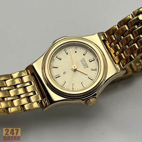 Vintage Citizen Gold Tone Stainless Steel Quartz Women's Watch ...