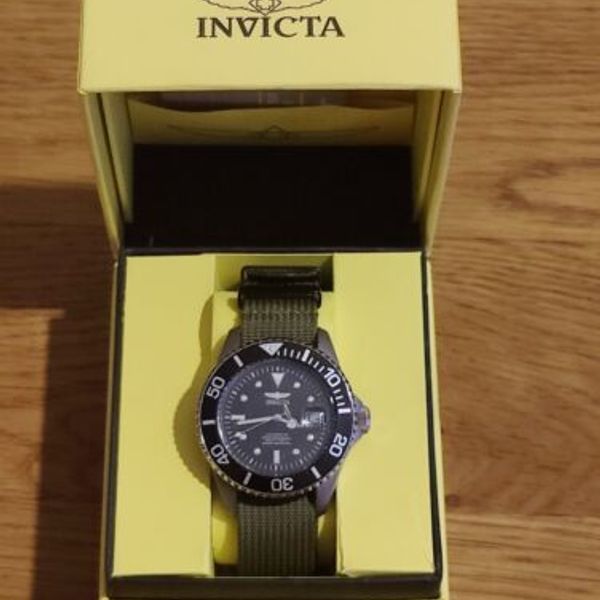 Invicta Pro Diver Titanium Automatic Men's Watch 0420 | WatchCharts ...