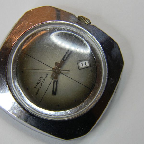 VINTAGE 1970s TIMEX DATE MENS WATCH - RARE DATE WINDOW MODEL - RUNS ...