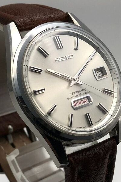 Seiko Seikomatic 6218-8010 Price, Specs, Market Insights | WatchCharts