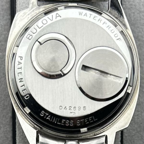VINTAGE NOS STAINLESS STEEL BULOVA M4 ACCUTRON w/TUNING FORK MOVEMENT ...