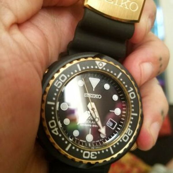 Seiko SNE498 solar Tuna Prospex Diver Lightly used Xtra Straps ...