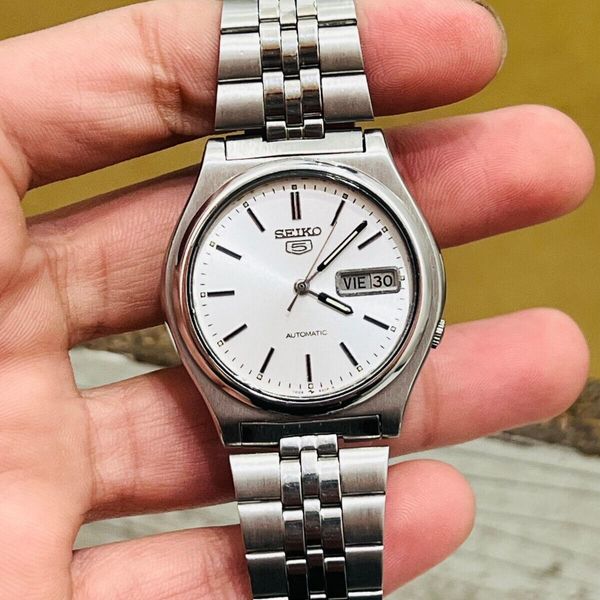 Vintage Seiko 5 Automatic White time dial 7S26 Day/Date Men's Watch | WatchCharts Marketplace