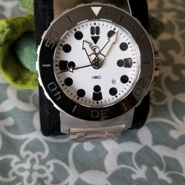 FS H2O Kalmar 1 White Lume Dail | WatchCharts