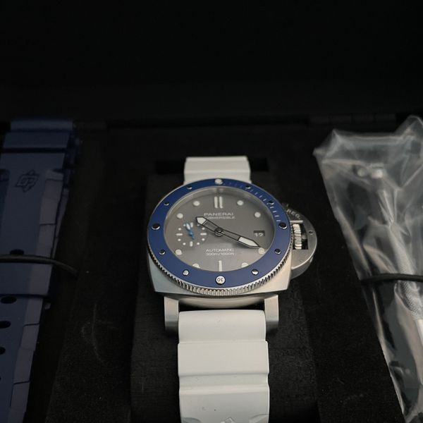 LNIB PAM 959 Submersible Blue Ceramic w/ Grey "Shark Skin" Dial ...
