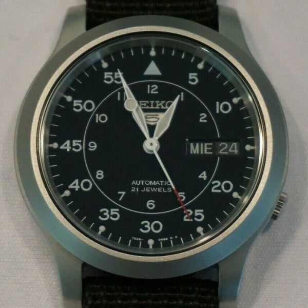 Seiko 5 SNK809 Automatic Field Watch Black Dial Nylon Strap pre-owned ...