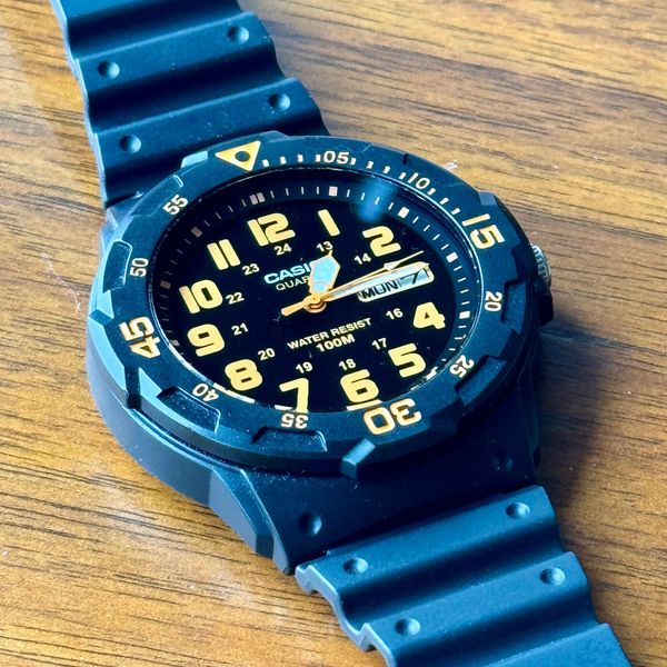 CASIO / HYDRO MOD / MRW200H / Magpie / Casionox / Analog / 4BV / (Black ...