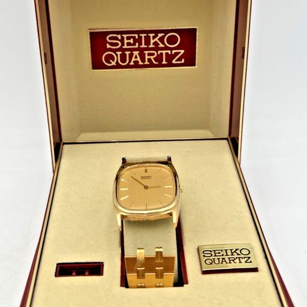 SEIKO 7430-5319 GOLD TONE WATCH NEEDS PIN & BATTERY CHIP IN GLASS NOT ...