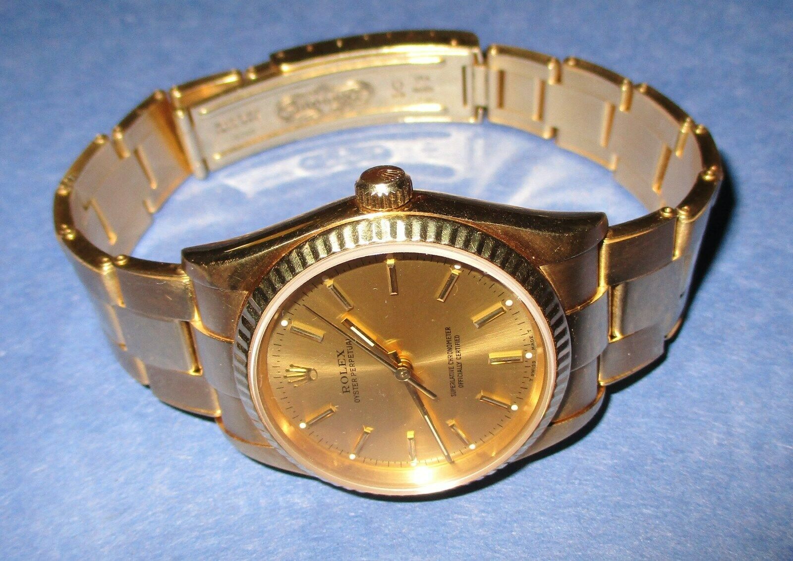 MINTY ROLEX 14208 OYSTER PERPETUAL 18K GOLD WRISTWATCH - SAPPHIRE - SEL ...