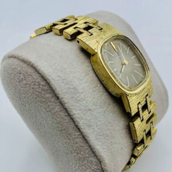 Gorgeous Vintage Caravelle/Bulova Brutalist Style Manual Wind Watch ...
