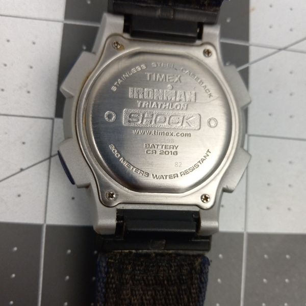 Timex Ironman Triathlon Indiglo Shock WR 200 M 30 Lap Memory Chrono ...