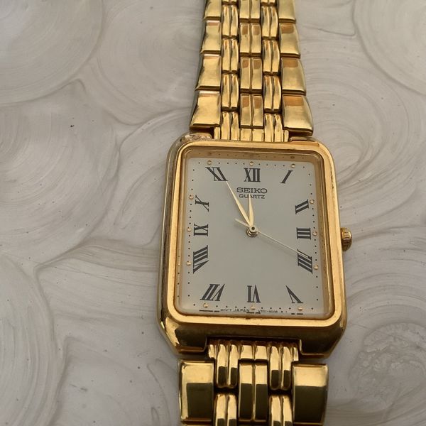 Seiko Men's Square Dial Gold Stainless Steel Quartz Watch - WORKING (J ...