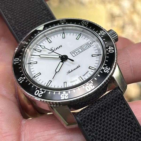 [WTS] REDUCED Sinn 104 (white) with extra straps, purchased March 2023 ...