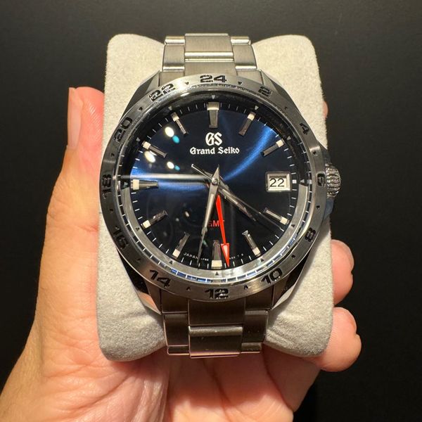 Grand Seiko SBGN005 | WatchCharts Marketplace