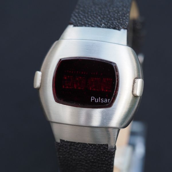 Vintage 1976 Hamilton Pulsar P3 Date Command Time Computer LED Watch ...
