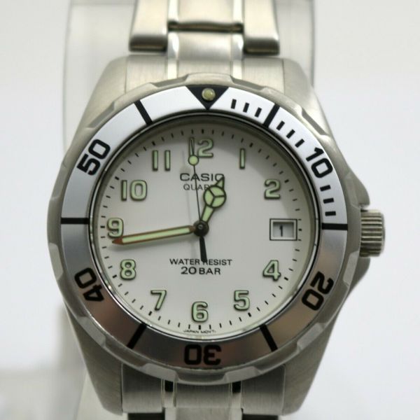 Casio Men's Watch EFL-200 Rare - with Date - 200M Water Resistant ...