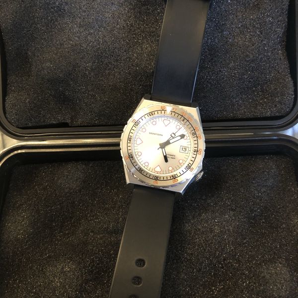 FS: Seestern 600T Doxa Searambler Homage | WatchCharts