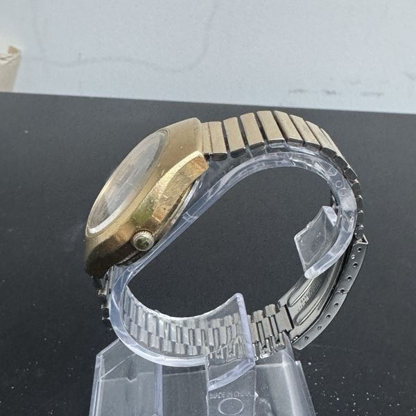 Seiko 4004 SQ Quartz Vintage Gents Watch 0903 8007 rare model ...