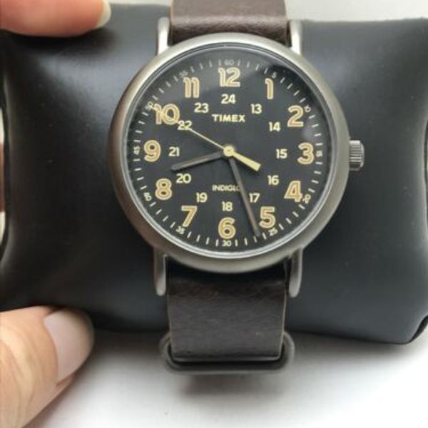 TIMEX TW2P85800 Oversized Weekender Leather Watch 40mm Indiglo Quartz ...