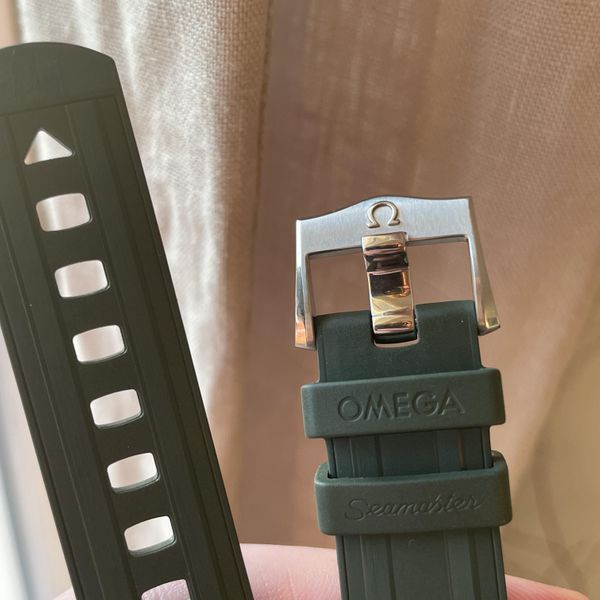 [WTS] OEM Omega Rubber Strap Green 20mm for SMP | WatchCharts
