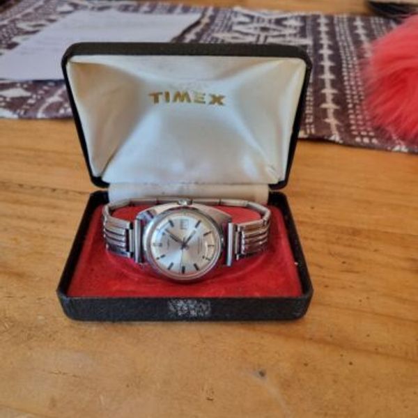 Vintage Timex Water Resistant Automatic Watch Boxed | WatchCharts ...