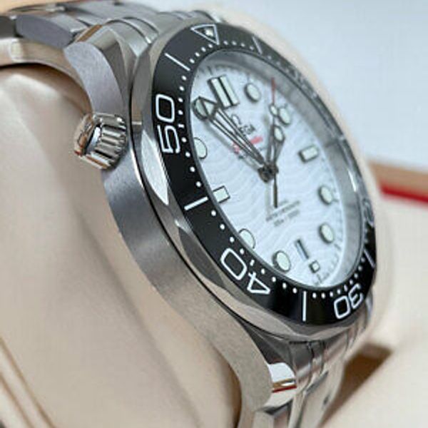 Omega Seamaster Diver Co-Axial 8800 42mm 300m Wave Dial 210.30.42.20.04 ...