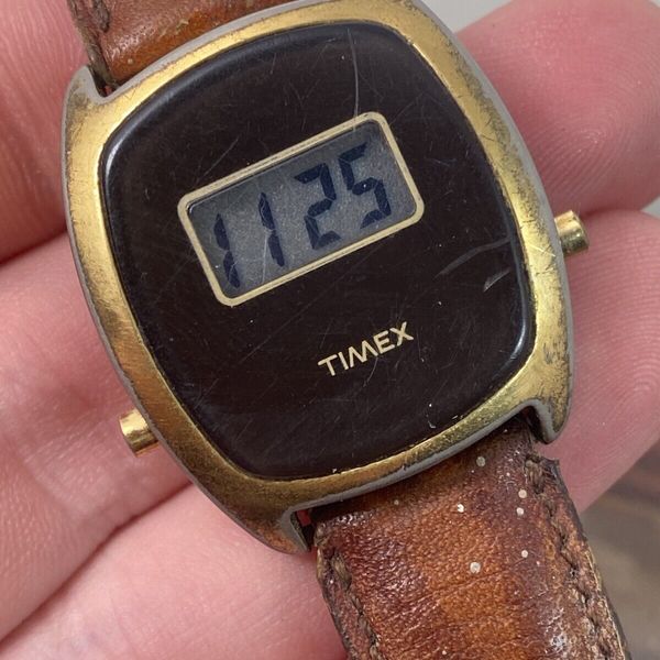Vintage 1979 Men's TIMEX F CELL Digital Watch - Running/ Repair ...