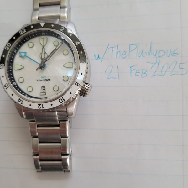 [WTS] Zelos Mako GMT 40mm Mosaic MOP White (LE of 300) | WatchCharts ...