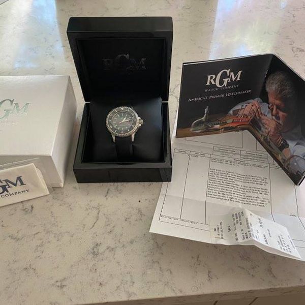 Stunning and Mint RGM 300 Professional Diver Still Under Warranty ...